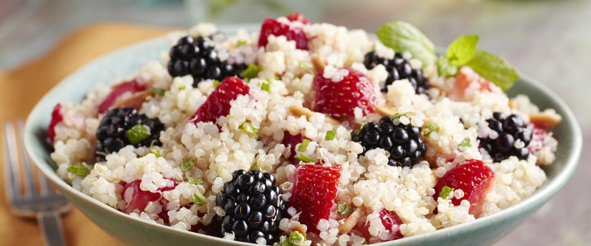 Red Wolf Berry Quinoa Salad Recipe: A Delicious and Nutritious Meal Idea